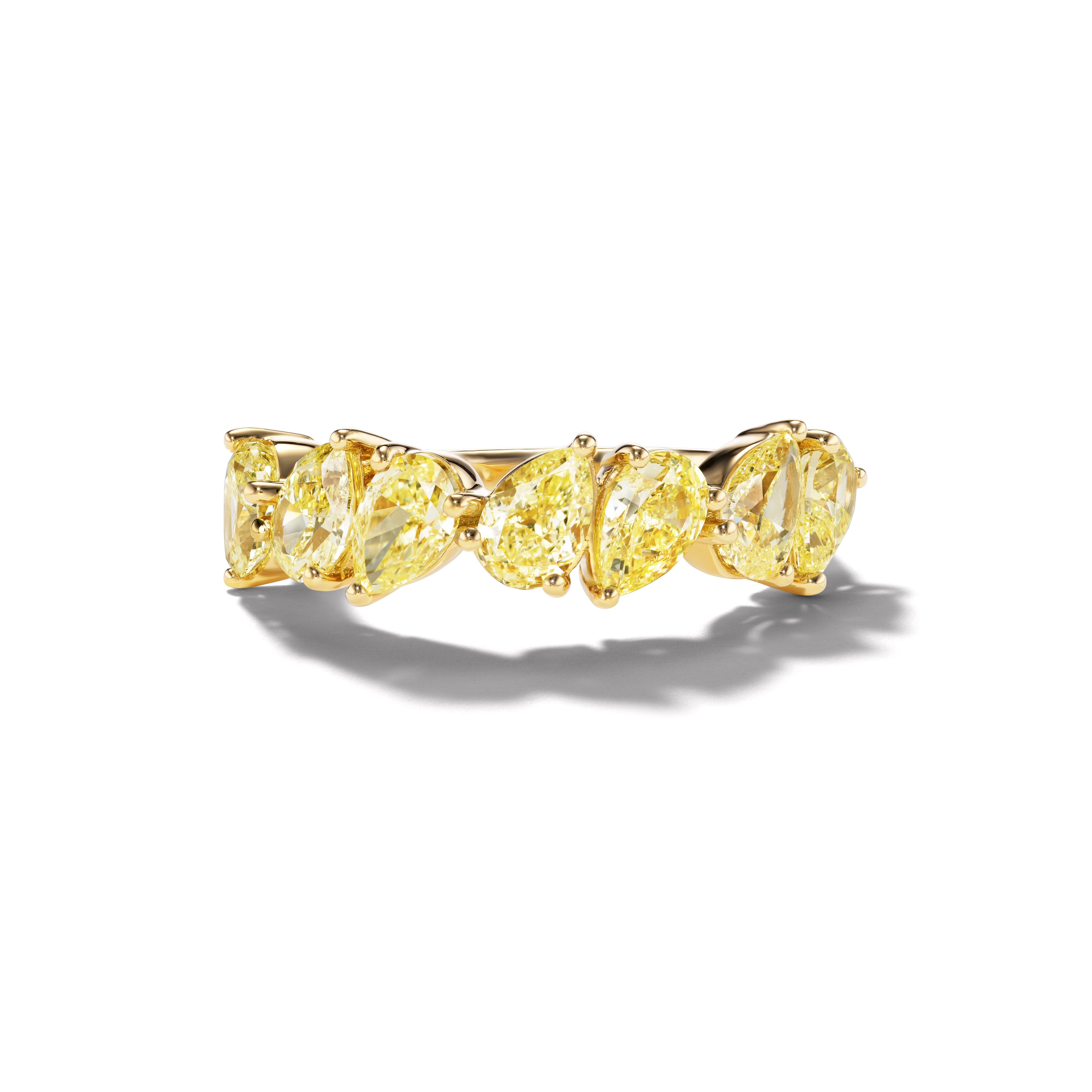 AARYAH | ANASTASIA ZIG ZAG YELLOW PEAR WEDDING BAND
