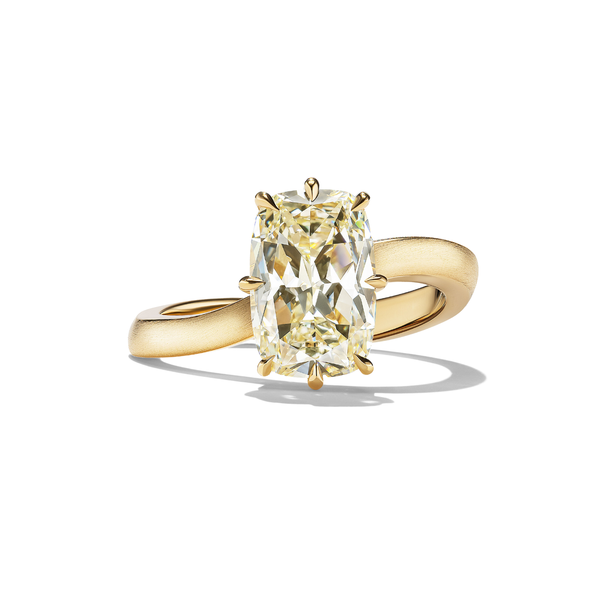 AARYAH | BESPOKE CUSHION DAPHNE RING